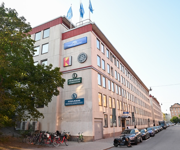 Kungstensgymnasiet - Program & merit