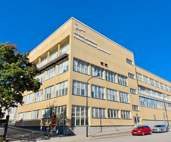 Gymnasium i Stockholm (129 gymnasier)