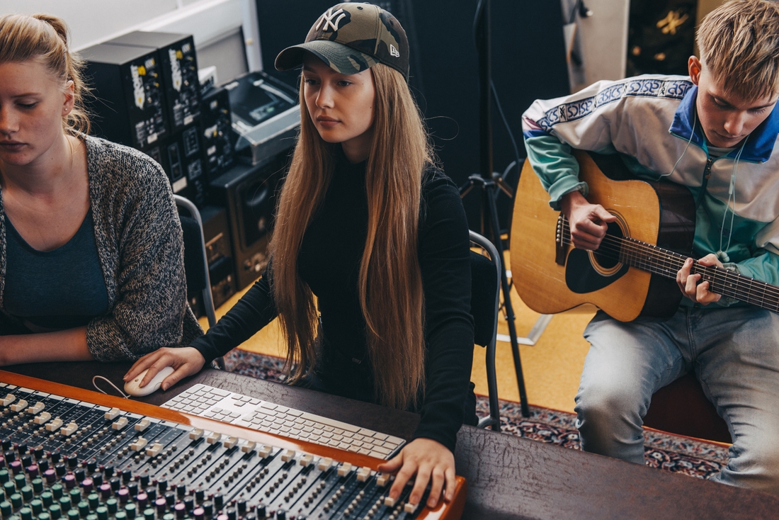 Fryshuset gymnasium - Öppet hus & antagningspoäng