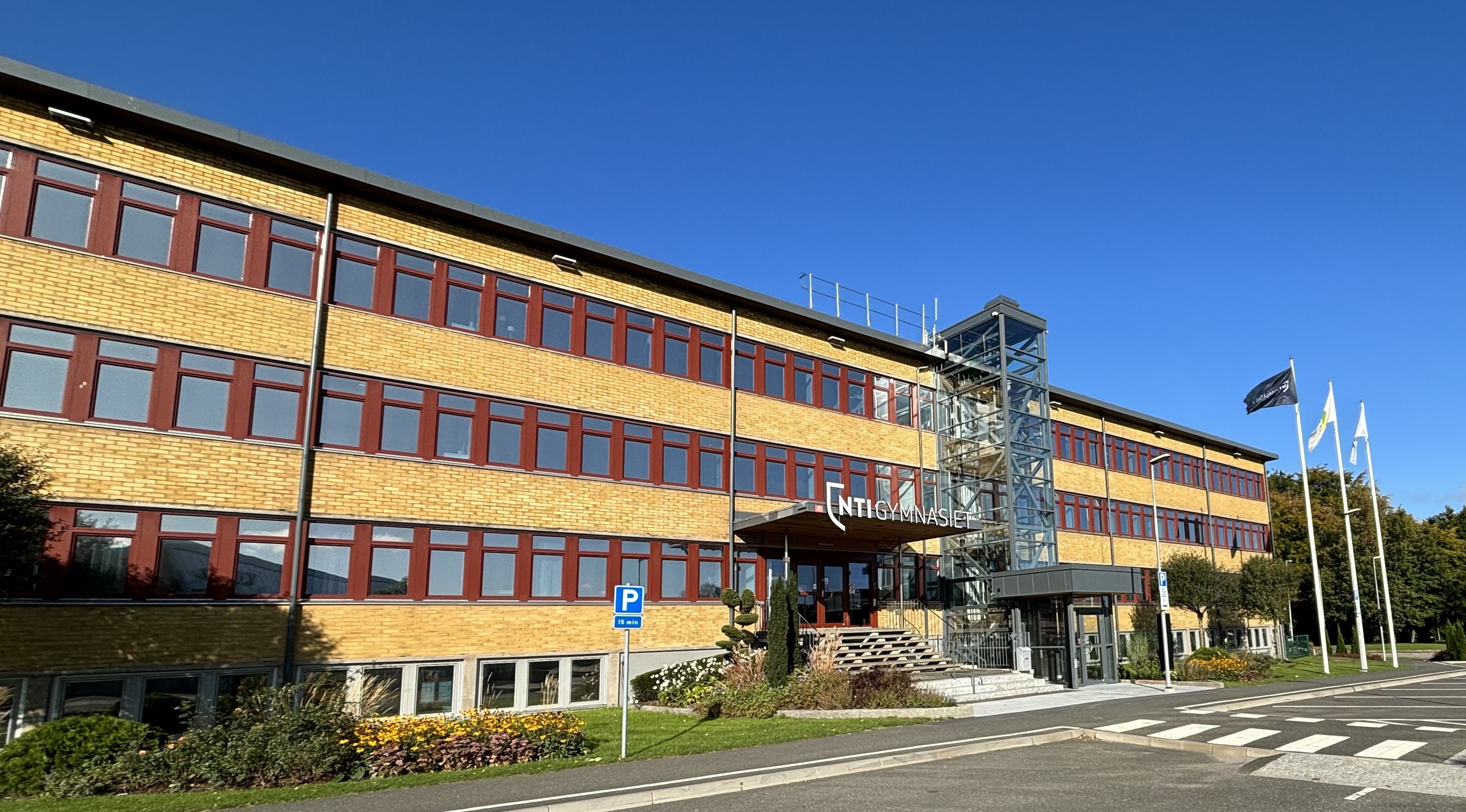 NTI Gymnasiet Skövde - Antagningspoäng 2024, Statistik, & Mer